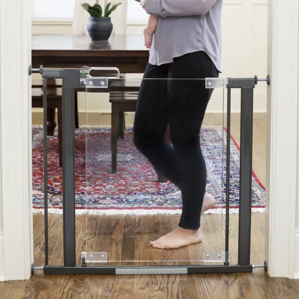 Qdos Crystal Designer Gate (Pressure Mount) - Cardinal Gates